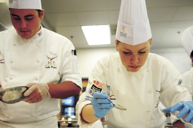 Chefs hope teamwork is golden | Local News | theworldlink.com
