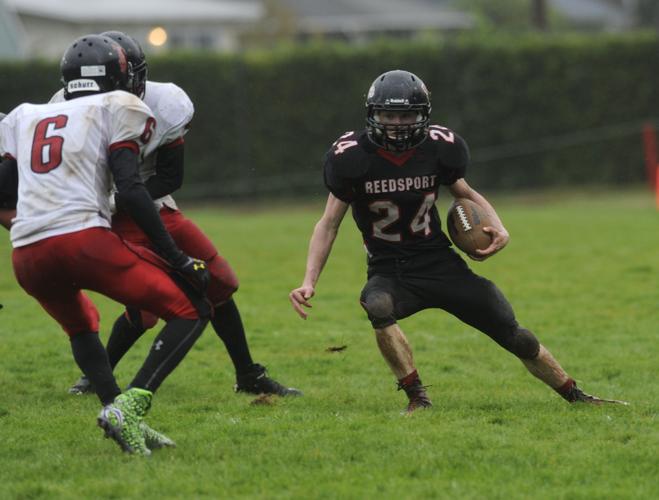 Reedsport vs. Weston-McEwen Round 1 Football | Photo Collections ...