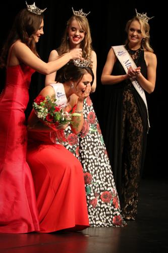 Rylee Young, Kaila Tripp crowned at Miss Coos County pageant | Local ...
