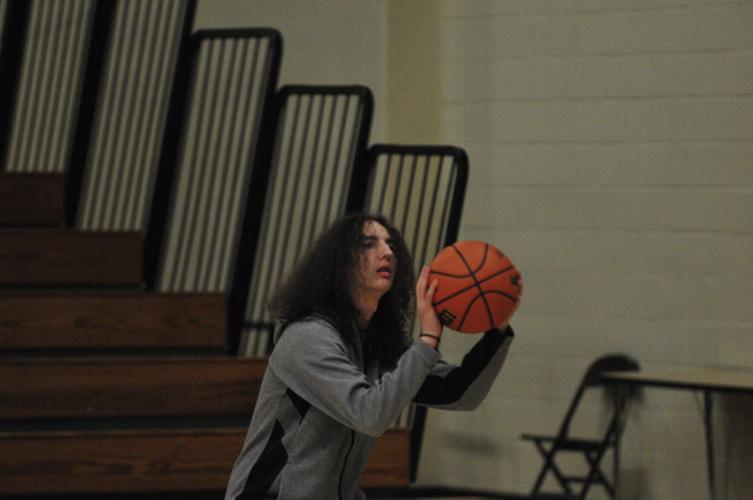 Corbett, Cascade Christian win annual 3-point shootout before state ...