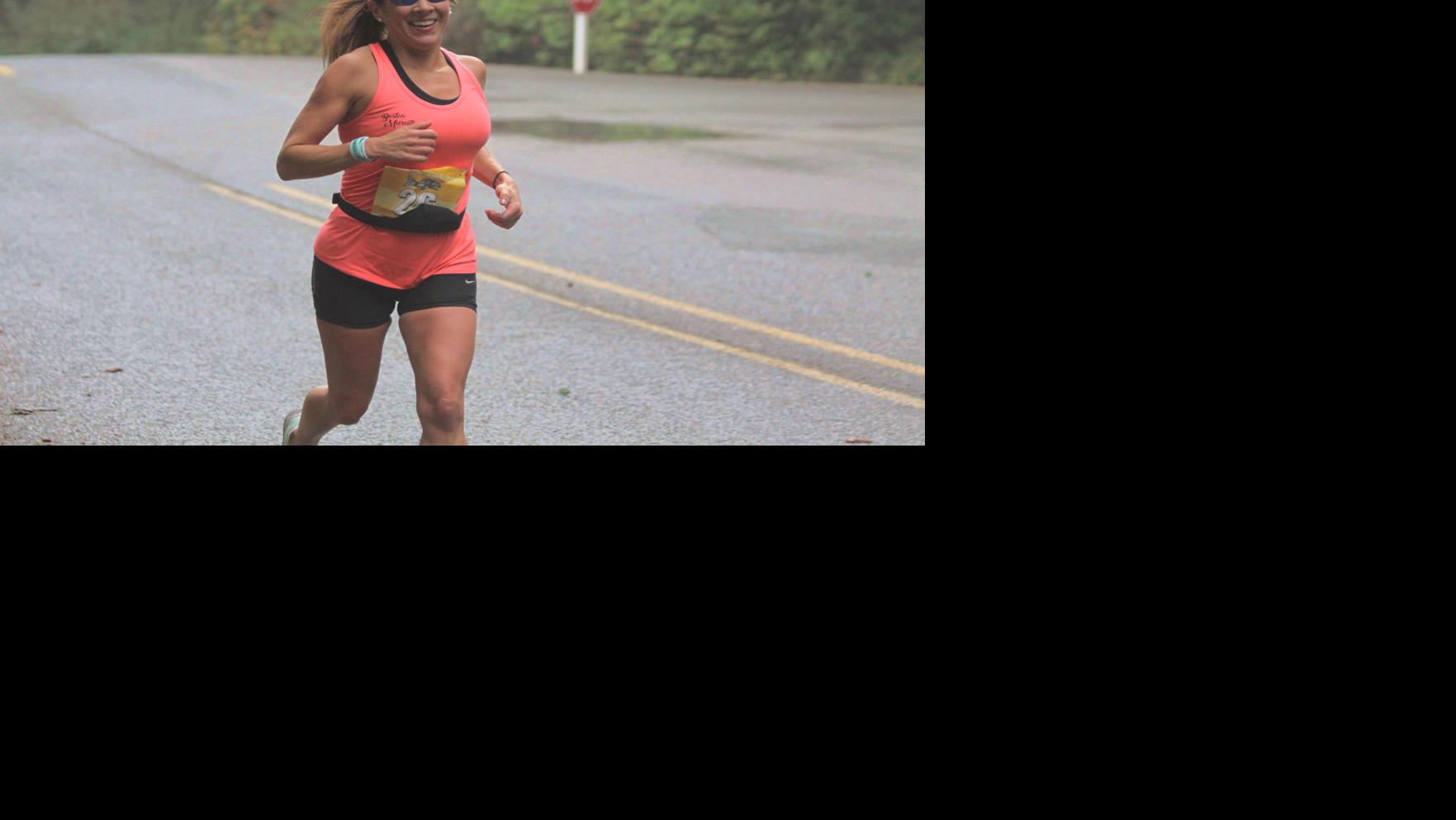 Sarah Miller wins Salmon Run marathon | Sports | theworldlink.com