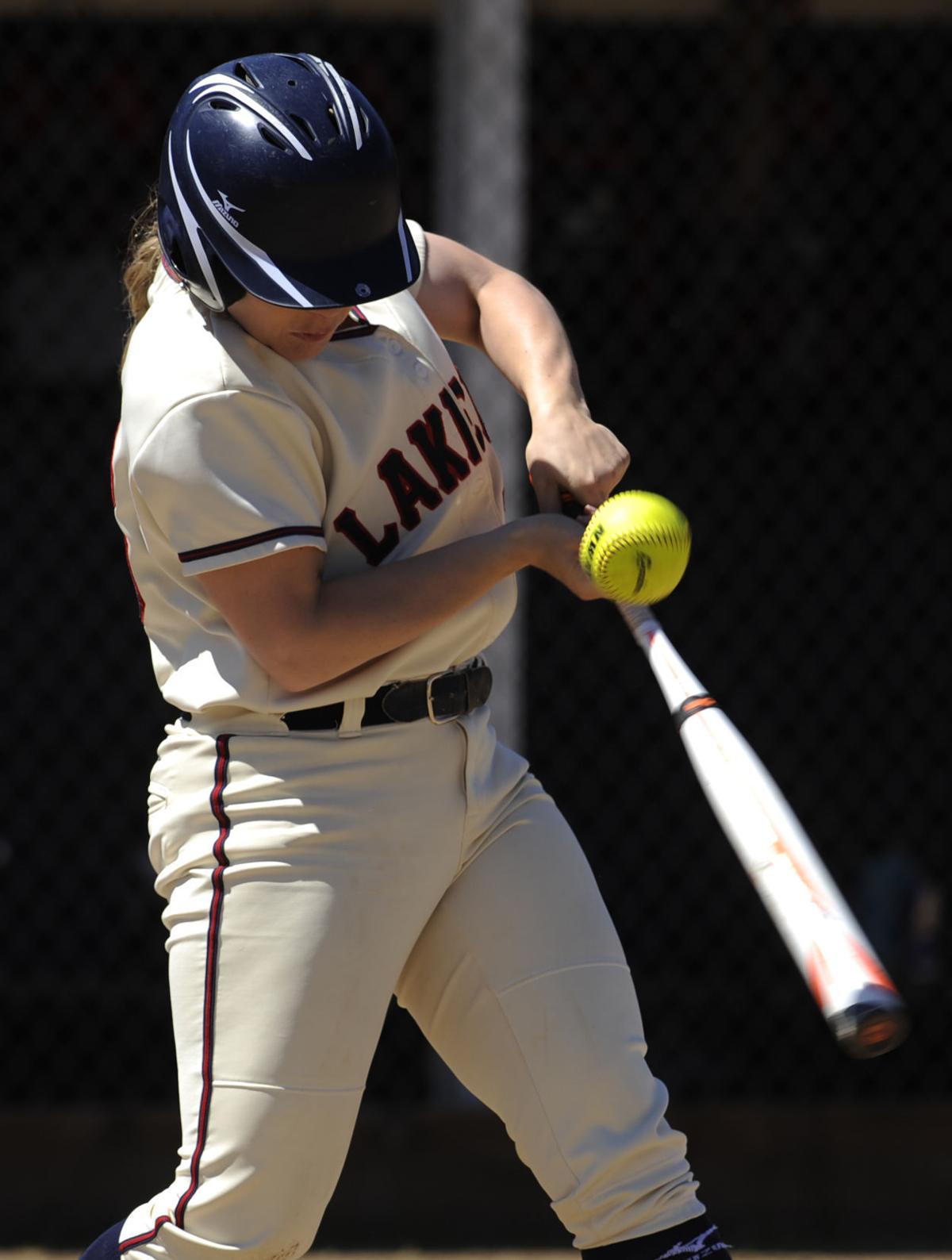 SWOCC sweeps Clackamas in softball | Local Sports | theworldlink.com