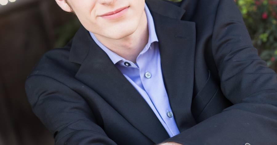 Lachlan Miller graduates with honors | News | theworldlink.com