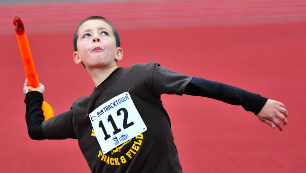 Youth Track Meet | Photo Collections | theworldlink.com