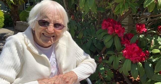 Lovely B. “Beth” Leeper | Obituaries | theworldlink.com