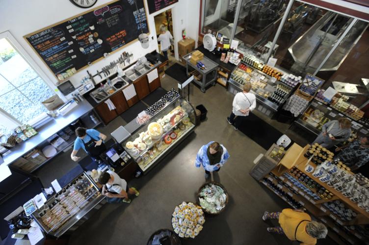 Face Rock Creamery earns gold at national cheese competition | Bandon ...