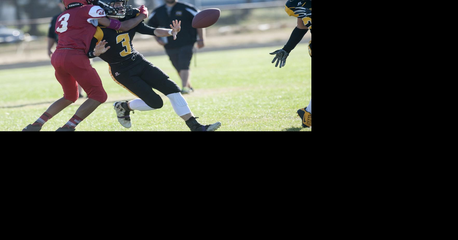 Bandon looks strong in football jamboree | Sports | theworldlink.com