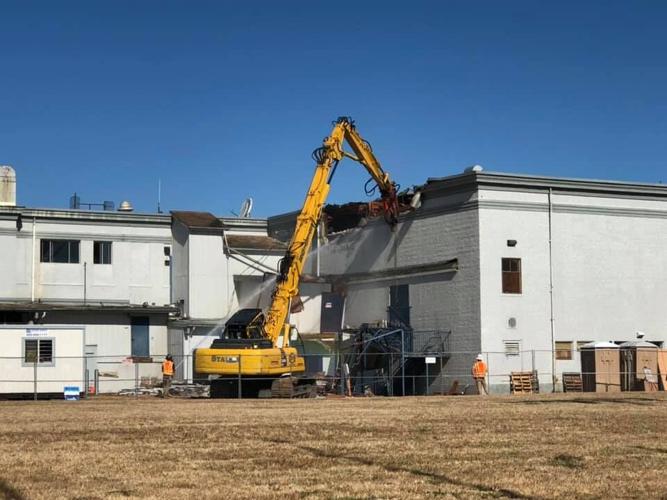 Myrtle Point High School being demolished | Education | theworldlink.com