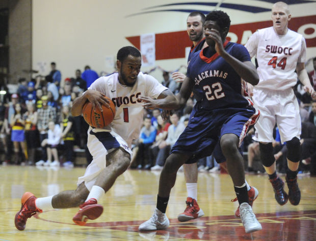 Clackamas at Southwestern Mens Basketball | Photo Collections ...