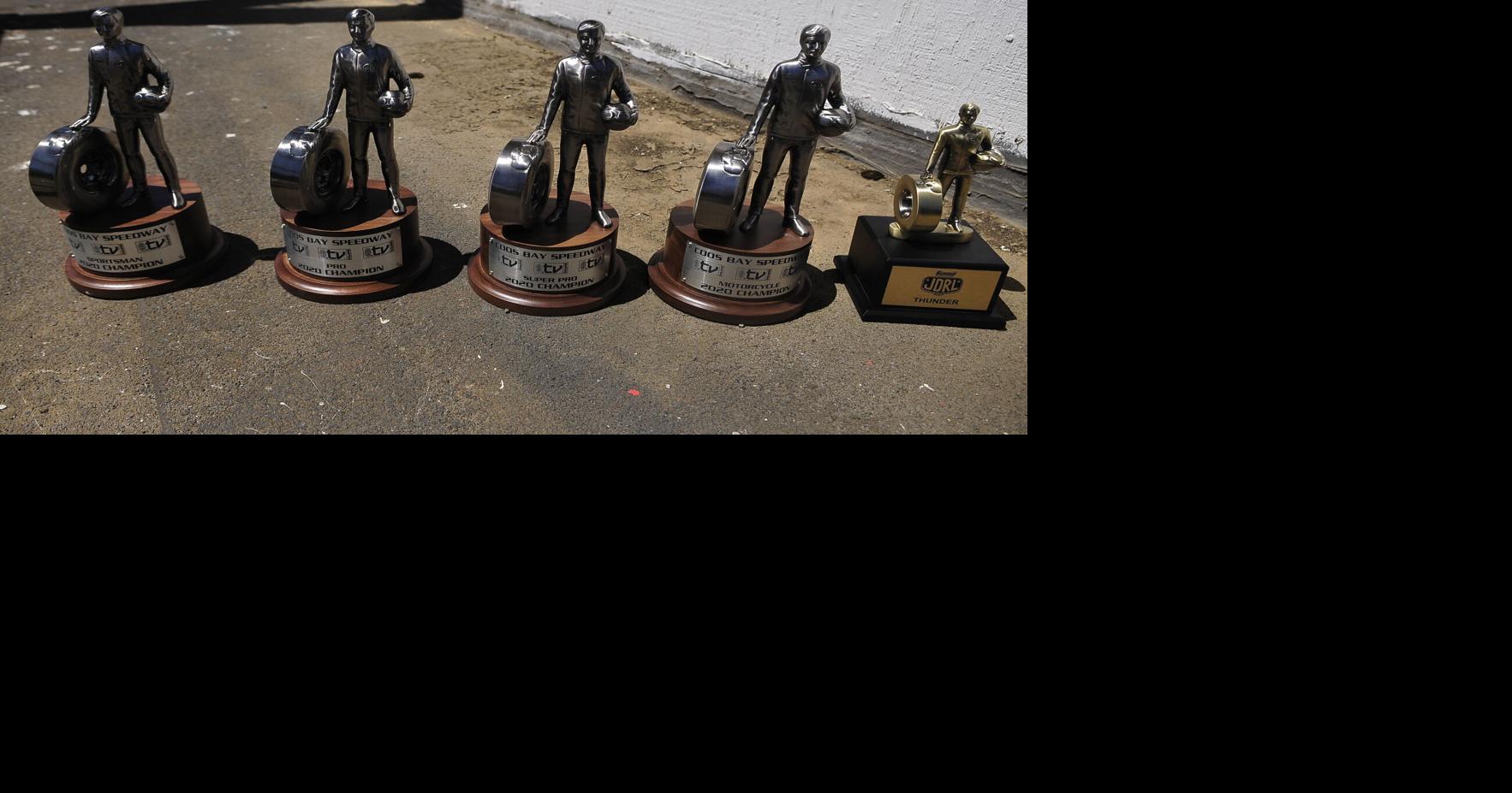 Five drivers earn Wally trophies at speedway | Sports | theworldlink.com