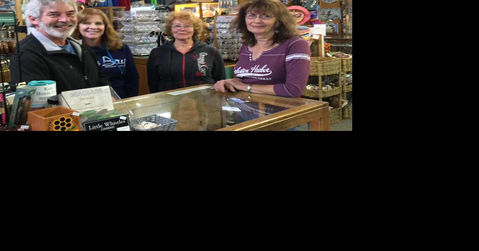 Kinnee's celebrates 40 years in Charleston | Business | theworldlink.com