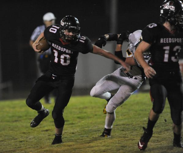 Reedsport vs. Toledo football | Photo Collections | theworldlink.com