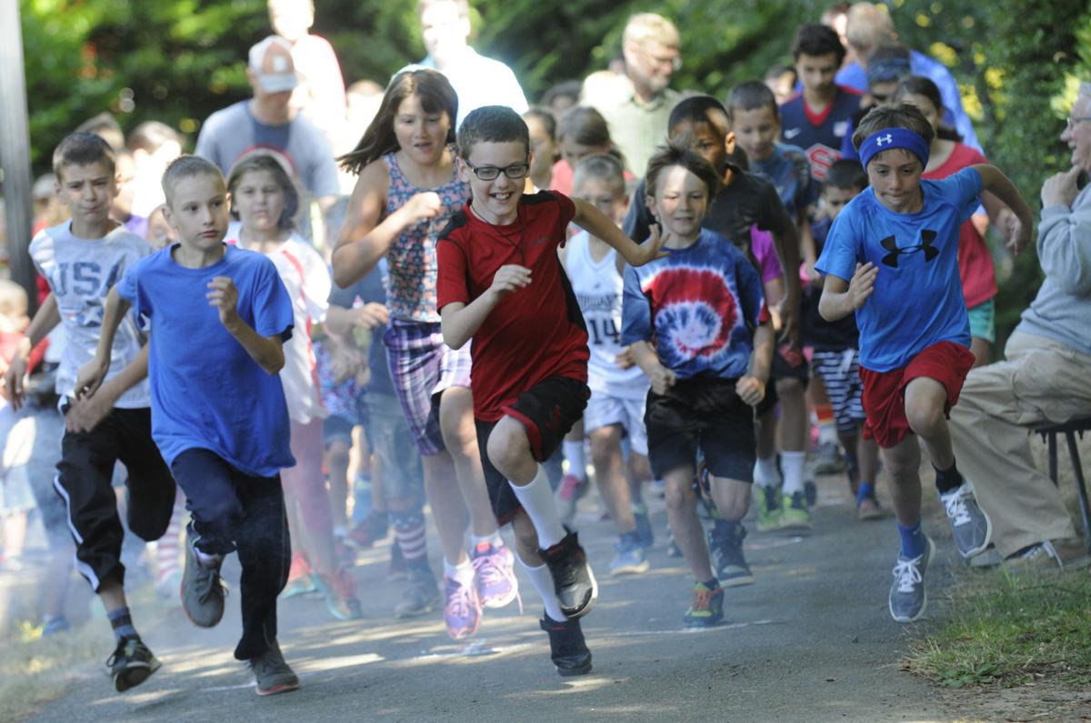 Hutton twins win Firecracker titles | Community Sports | theworldlink.com