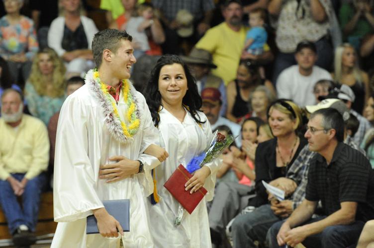 Myrtle Point High School Graduation | Photo Collections | theworldlink.com
