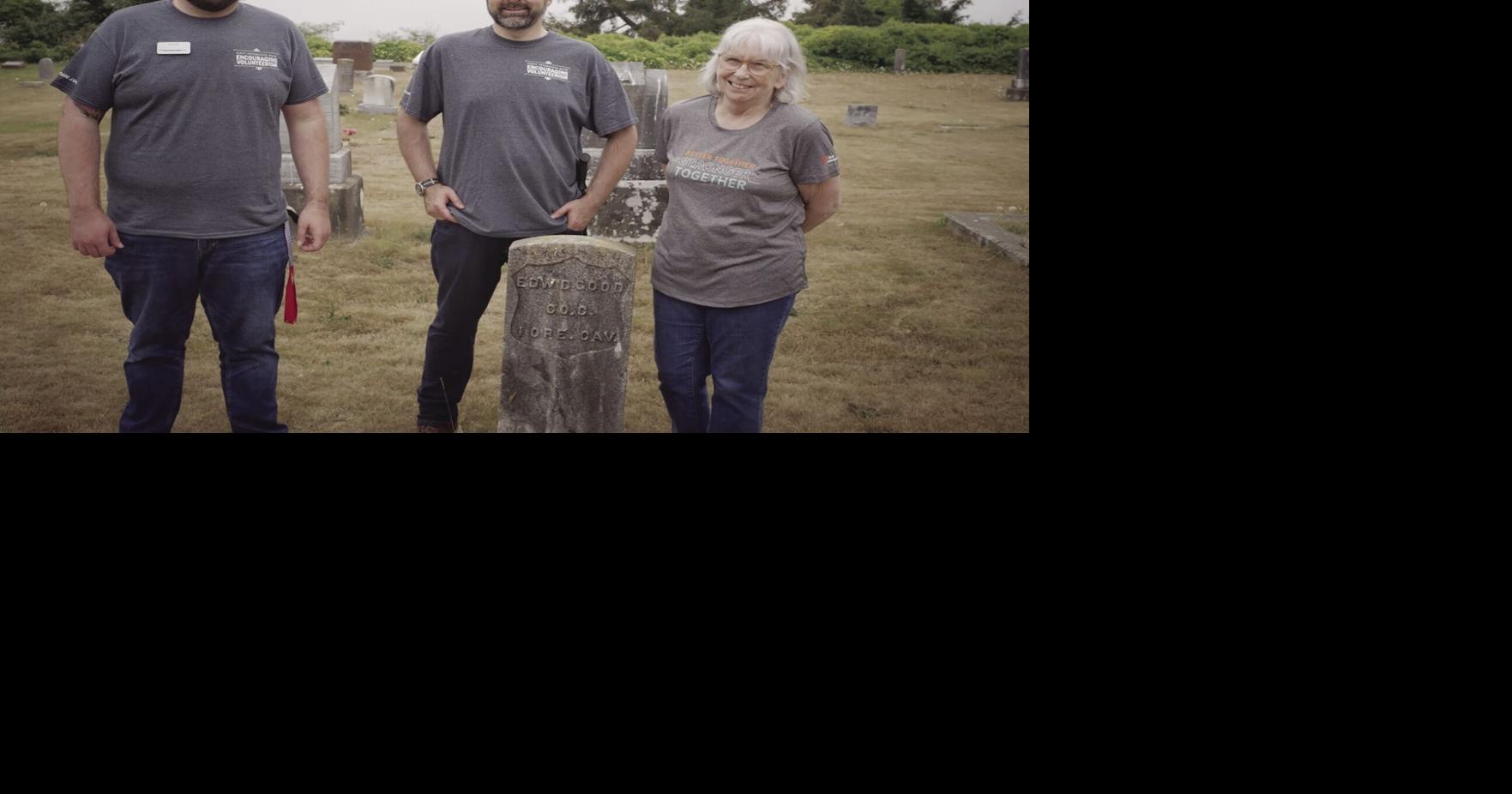 First Interstate Bank hosts volunteer day in Bandon | Bandon Western ...