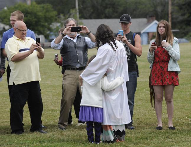 Myrtle Point High School Graduation | Photo Collections | theworldlink.com