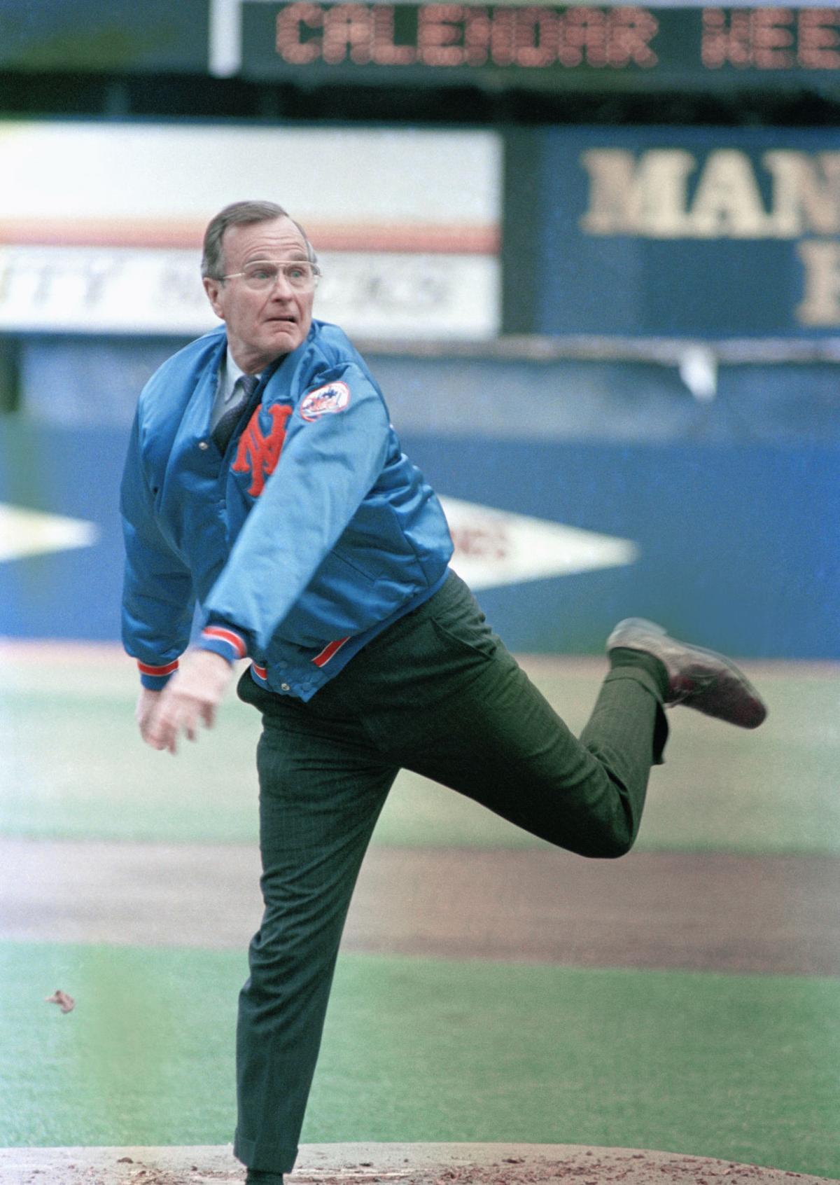 A brief history of presidential first pitches, in photos | Sports ...