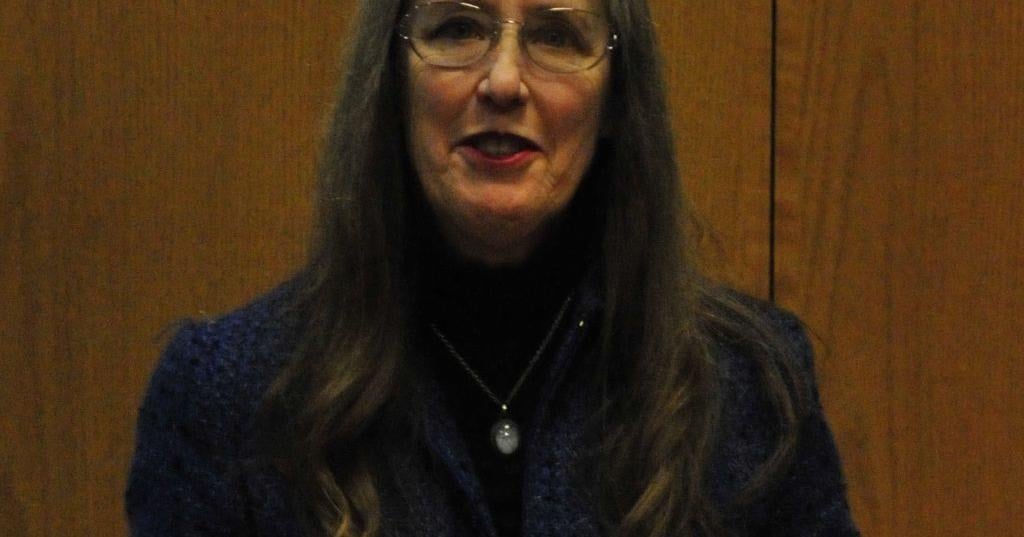 Katy Eymann announces candidacy for Coos County Commissioner ...