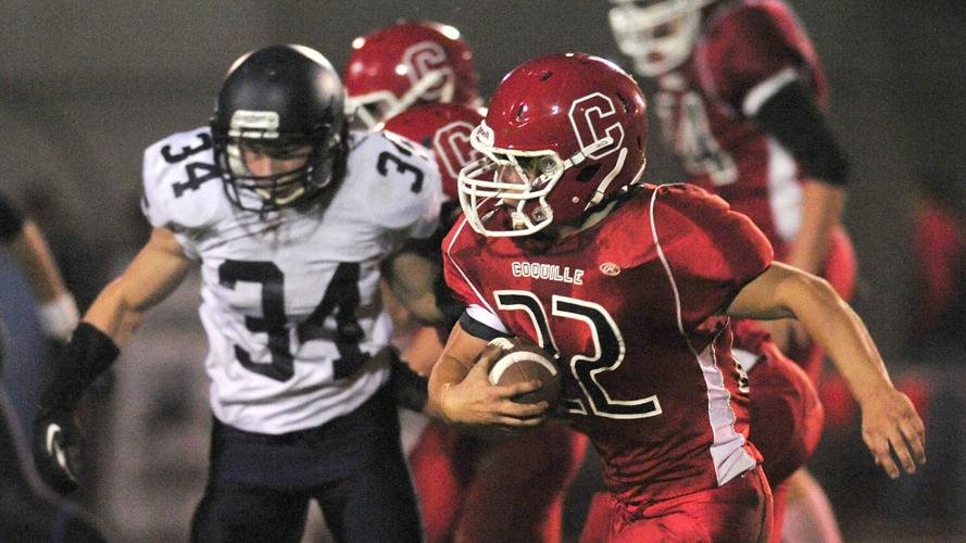 LaPine at Coquille Football | Photo Collections | theworldlink.com