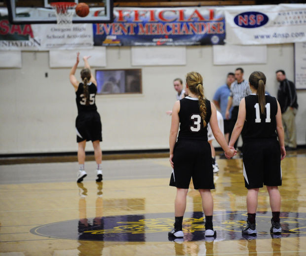 Dayton girls shock defending champion Vale | Class 3A State Basketball ...