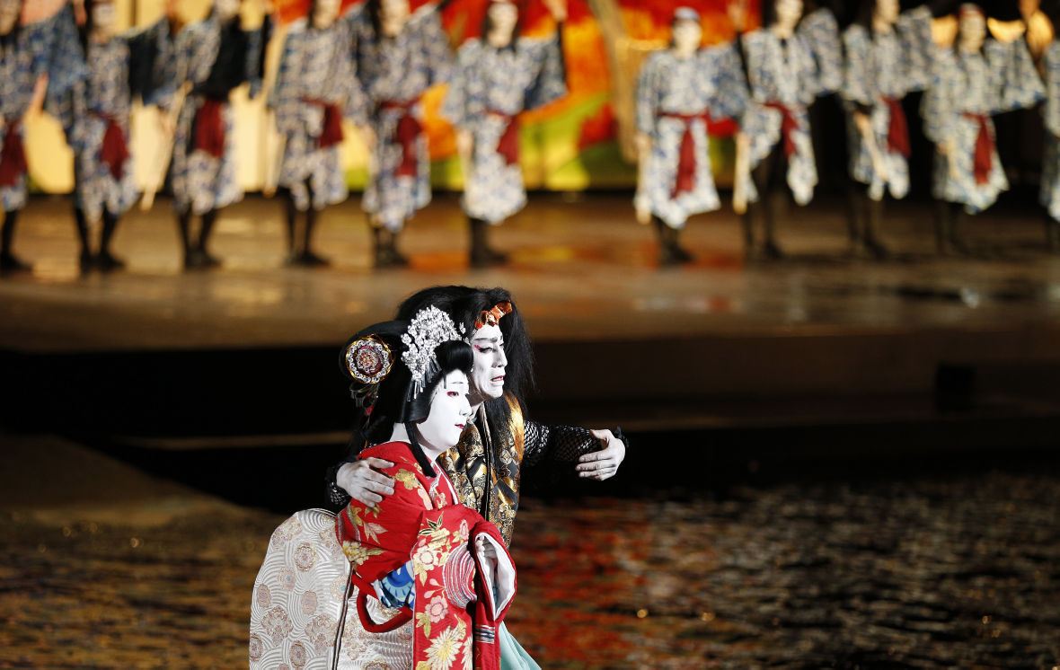 Kabuki show debuts at Las Vegas' Bellagio as MGM eyes Japan ...