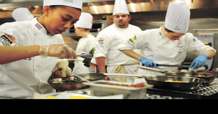 Chefs hope teamwork is golden | Local News | theworldlink.com