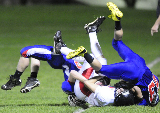 Reedsport at Myrtle Point Football | Photo Collections | theworldlink.com