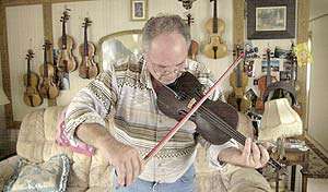 The Fiddle Man | Local News | theworldlink.com