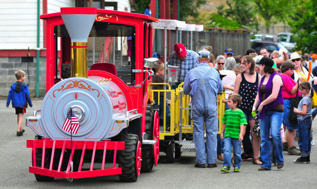 Thursday at the Fair | Photo Collections | theworldlink.com