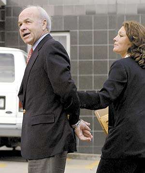 Former Enron CEO indicted, arrested by FBI | Local News | theworldlink.com