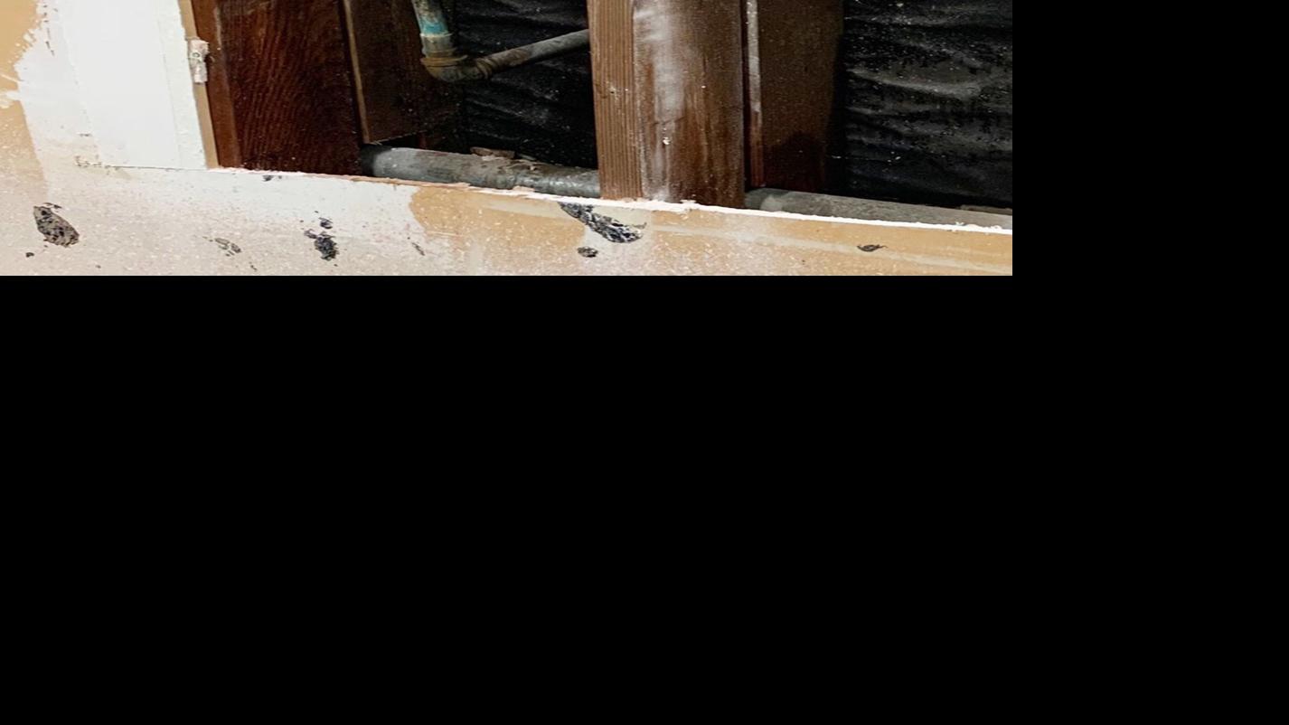 Broken pipe causes flooding in Highland Elementary | News ...