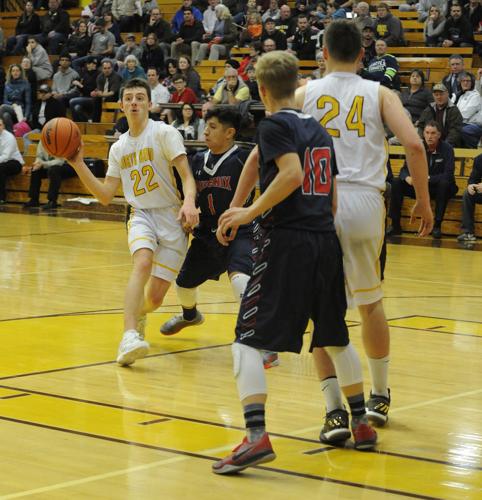 North Bend Bulldogs face the Phoenix Pirates | Photo Collections ...