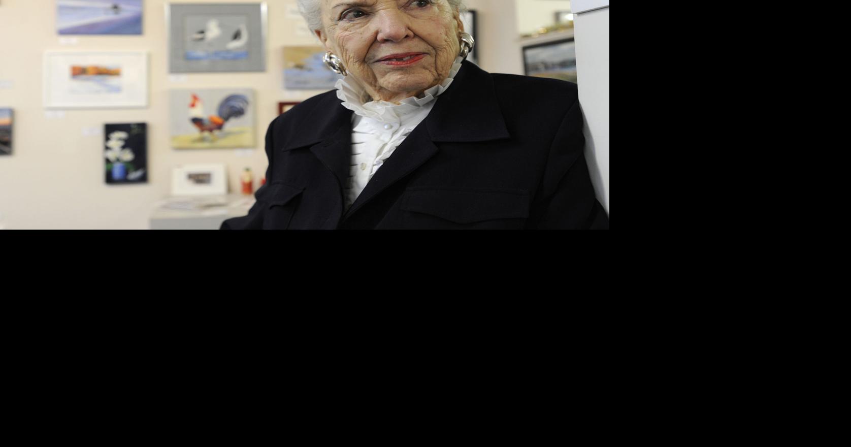 Liz Coke featured at Artist Loft | Lifestyles | theworldlink.com