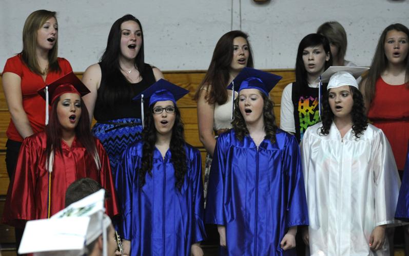 Myrtle Point High School Graduation | Photo Collections | theworldlink.com