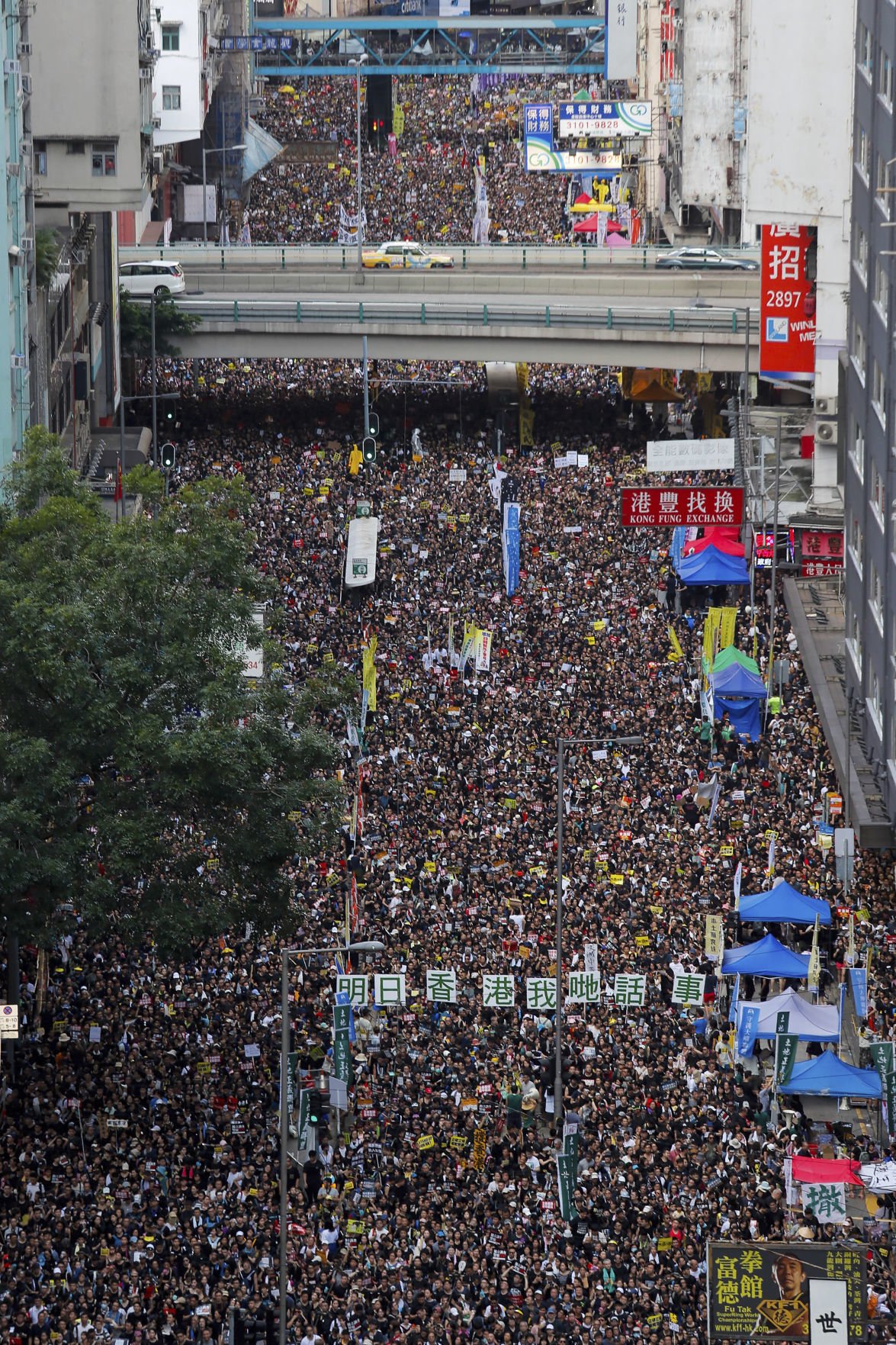 Window smashed at legislature as Hong Kong protests escalate on ...