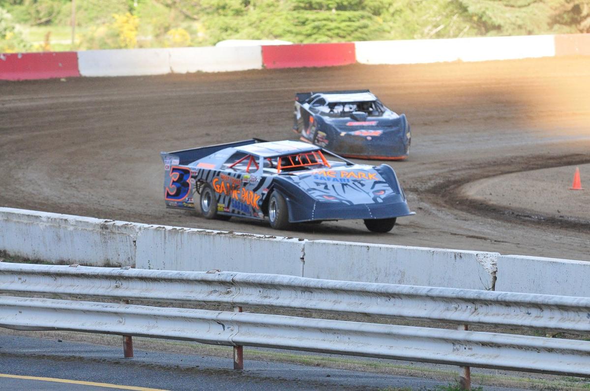 Bandon family helps make racecars at Coos Bay Speedway | Sports ...