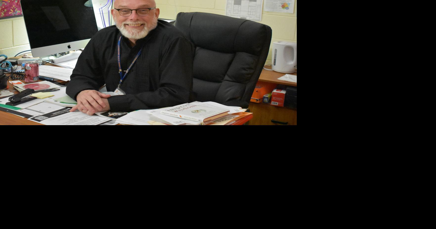 A Mold of His Own: a Profile of Professor Darryl Thompson | Arts ...