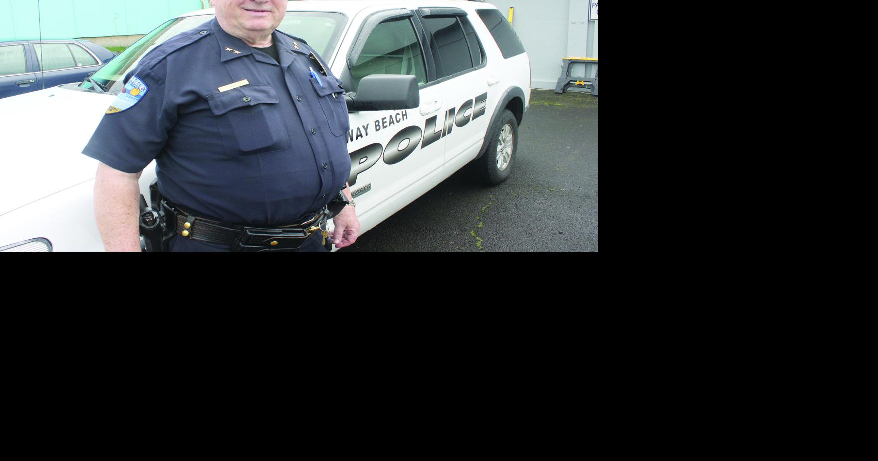 Small town police chief turns in cuffs | News ...