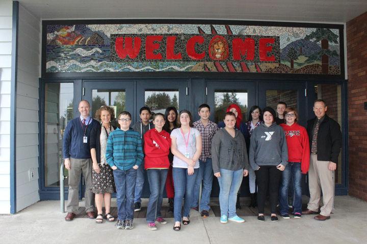Tillamook Junior High installs new ‘welcome’ mosaic | Community ...