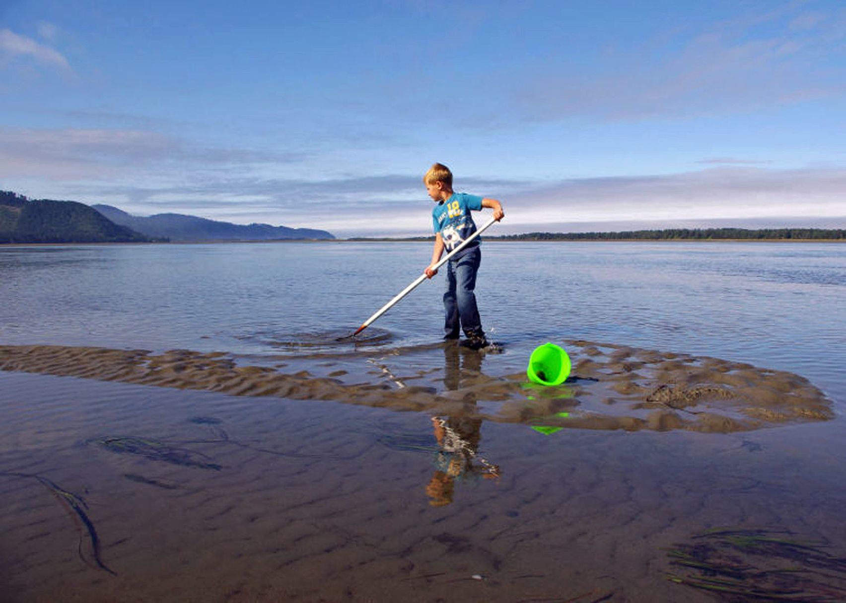 Crabbing and clamming in Netarts, Nestucca | Sports ...
