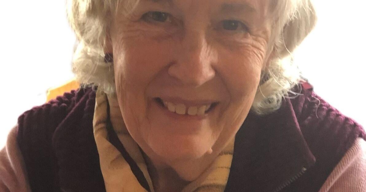 Gardening Matters: Under the mistletoe | Fenceposts ...