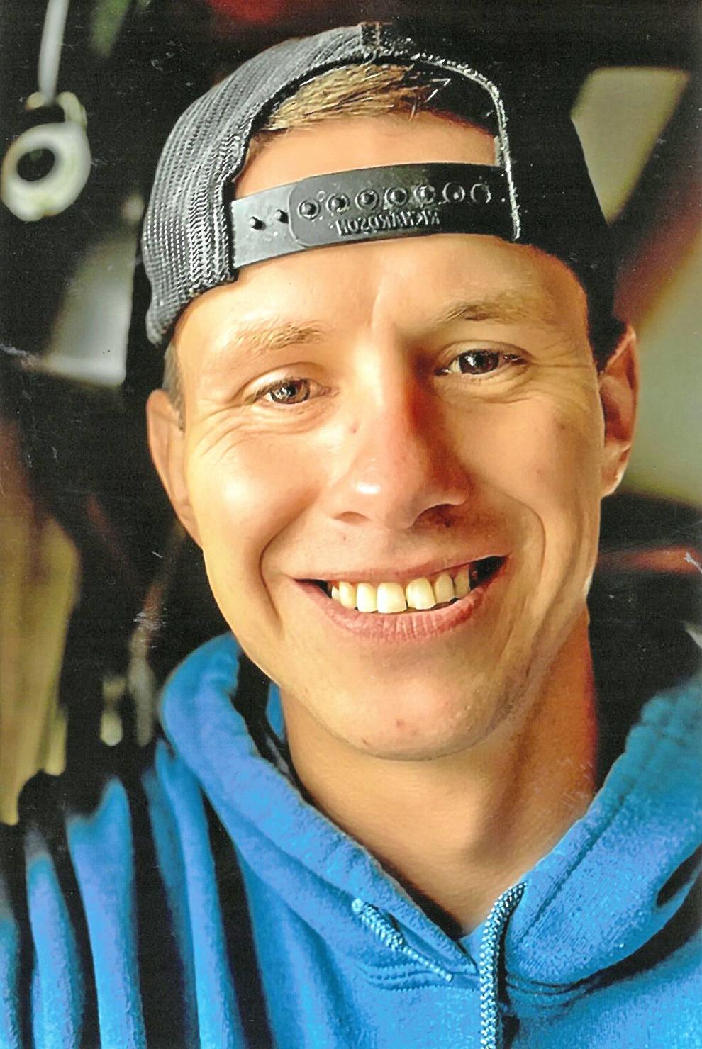 Roberto “Bobby” Aparicio | Obituaries | tillamookheadlightherald.com