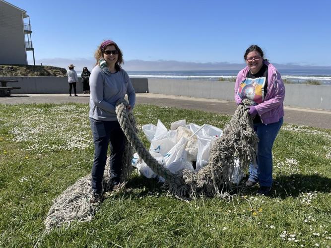 Volunteers celebrate Earth Day during SOLVE’s Oregon Spring Cleanup ...