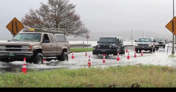 Hwy 101 flooding | News | tillamookheadlightherald.com