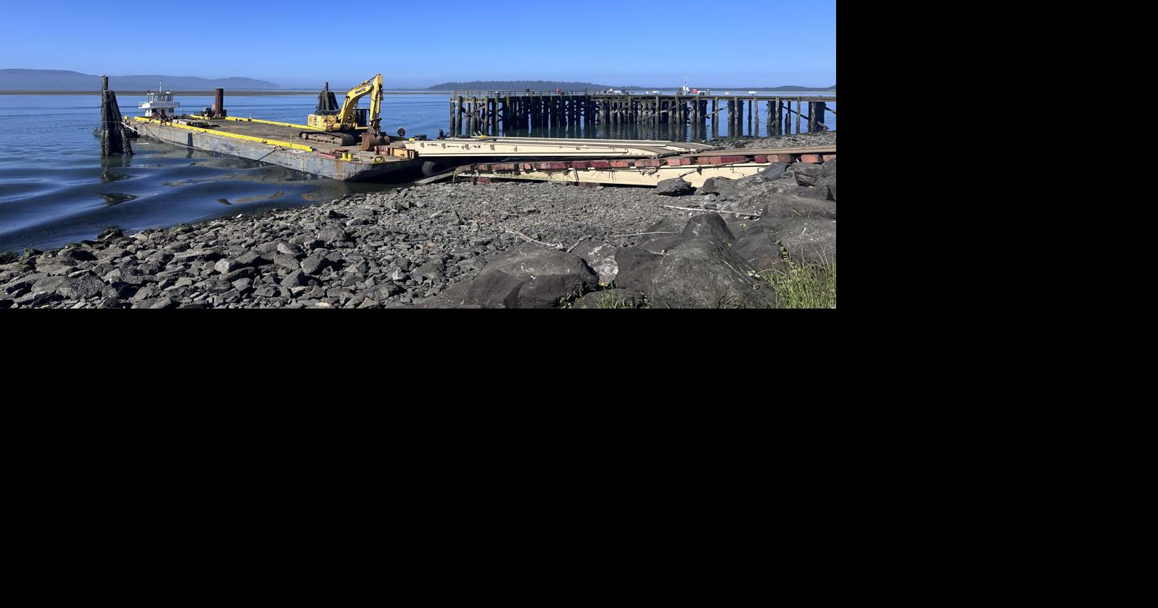 Rocks rolling for south jetty repair | News | tillamookheadlightherald.com