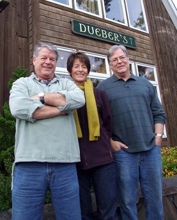 An era ends for Dueber Variety | News | tillamookheadlightherald.com