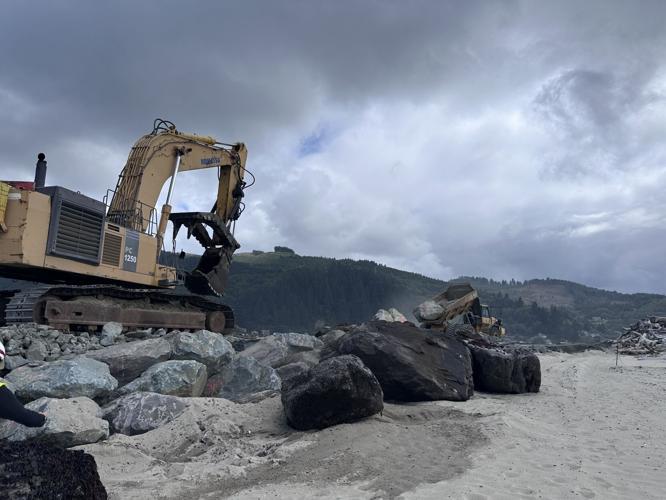 rock jetty construction