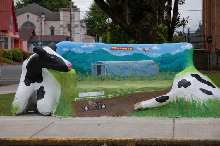 Cow art crops up countywide | News | tillamookheadlightherald.com