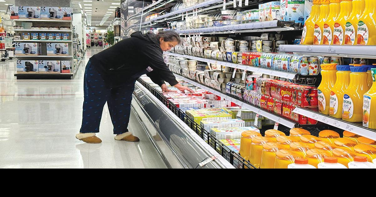 Economy improving, but consumers skeptical | News ...