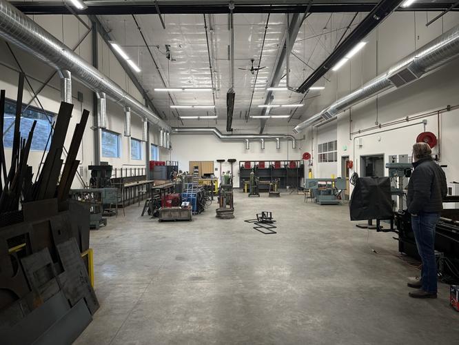 Nestucca High students enjoy new CTE building | News ...